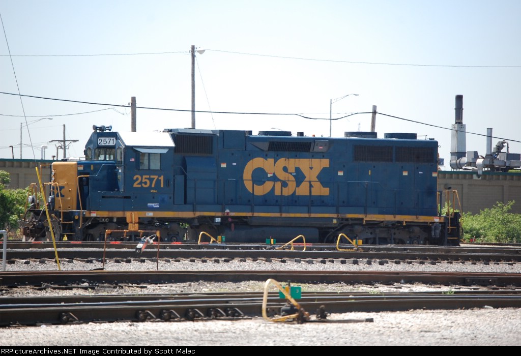 CSX 2571